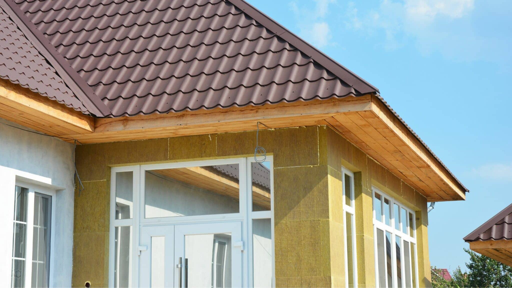 Choisir et installer un panneau isolant extérieur : Guide Complet